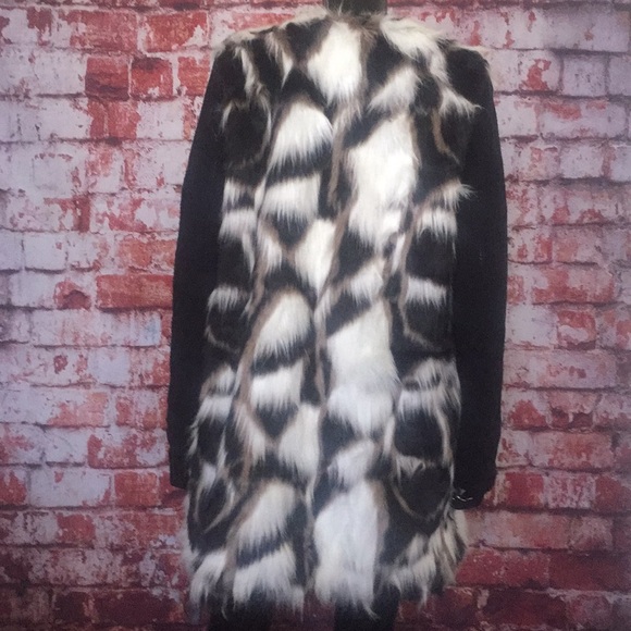 Jealous Tomato | Jackets & Coats | Jealous Tomato Faux Fur Vest | Poshmark